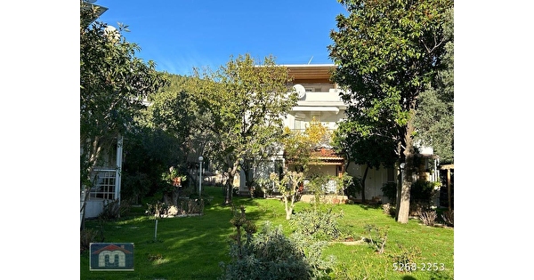 ERDEK NARLI DA SİTE İÇİN DE SATILIK VİLLA 5268-2253 | hepsiemlak