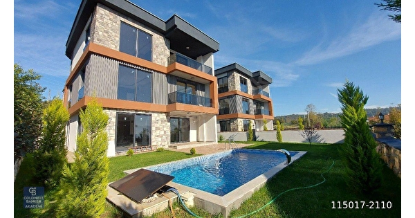 320 Square Meters Villa For Sale in Derince, Kocaeli 115017-2110 ...