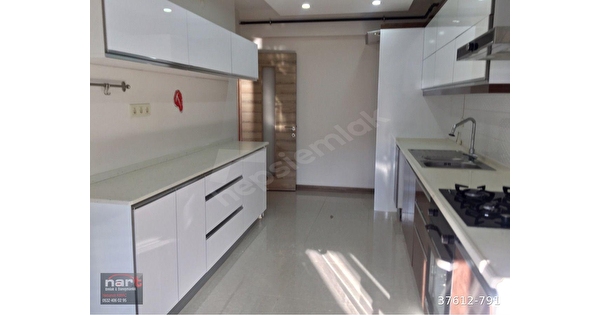260 Square Meters Apartment For Sale in Karşıyaka, Izmir | hepsiemlak