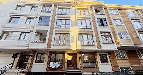 CSG GROUPDAN METRONUN YANIBAŞI YÜKSEK KREDİLİ 2+1 BAHÇE KATI 119974-454 ...