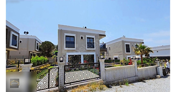 KUŞADASI DAVUTLAR'DA 362 M2 ARSA İÇİNDE MÜSTAKİL 4+1 VİLLA 86031-20 ...