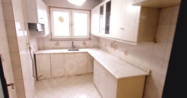 4.Levent Sultan Selim Mah.de, Caddeye Çok Yakın, 3 Adet Balkonlu 118239 ...