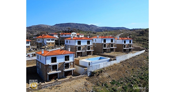 197 Square Meters Villa For Sale in Gökçeada, Canakkale | hepsiemlak