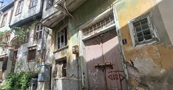 BURCİN EMLAKTAN SATILIK BAHÇELİ TAS BİNA 74573-1695 | hepsiemlak