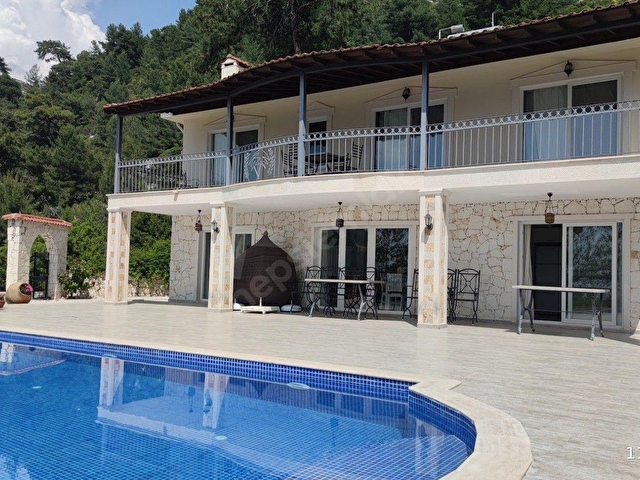 280 Square Meters Villa For Sale in Kaş, Antalya 111707-101 | hepsiemlak