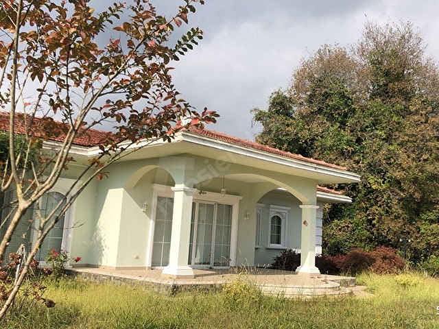 Muhteşem Enka Country Sitesi Nde Satılık Tek Katlı Villa