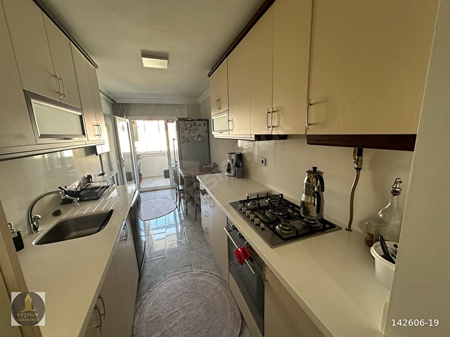 HATAY ARAP HASAN MAH'DE GENİŞ 3+1 LÜKS DEKORLU ARA KAT 3. KAT DAİRE ...