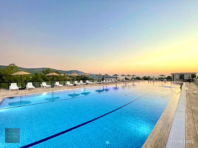 Didim Akbük'te Muhteşem Doğa Ve Deniz Manzaralı Havuzlu Lüks Sitede ...