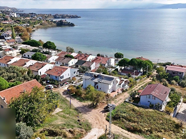 Erdek Tatlısu Mah Satılık 236 M2 İmarlı Arsa Deniz Manzaralı
