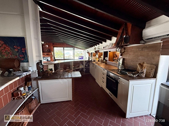 350 Square Meters Apartment For Sale in Ayvalık, Balikesir | hepsiemlak