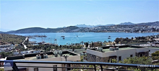 Bodrum Merkez Deniz Manzaralı Özel Havuzlu Kiralık Eşyalı Modern Daire ...
