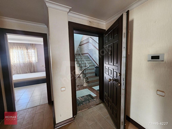 HAVUZLU, KAPALI OTOPARKLI SİTEDE KİRALIK 200 m2 3+2 DUBLEX DAİRE 23995-4227 | hepsiemlak