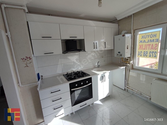 ULUBATLI HASAN MAHALLESİNDE FATİH İLKOKULU YANINDA 3+1 141667-303 ...