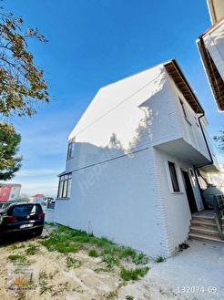 ARAÇ VE ARSA TAKASINA UYGUN SATILIK VİLLA 132074-69 | hepsiemlak