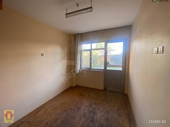 BORSEM'DEN AKHİSAR MERKEZDE SATILIK 3+1 DOĞALGAZLI DAİRE 151941-62 ...