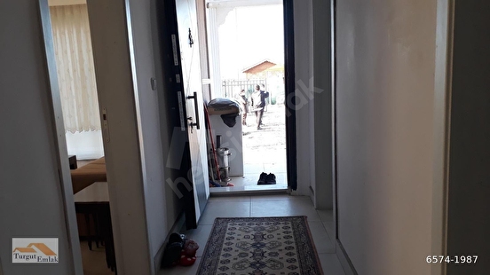 HACI MURATLI'DA 3+1 BETONERME EŞYALARIYLA SATILIK MÜSTAKİL EV 6574-1987 ...