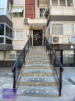 İZMİRSPOR ANA CADDENİN BİR SOKAK ARKASINDA MERKEZİ FIRSAT DAİRE 146166 ...