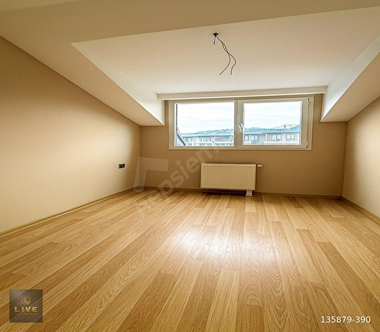 200 Square Meters Apartment For Sale in Beylikdüzü, Istanbul | hepsiemlak