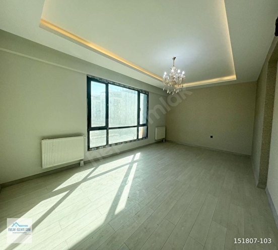 140 Square Meters Apartment For Sale in Beylikdüzü, Istanbul | hepsiemlak