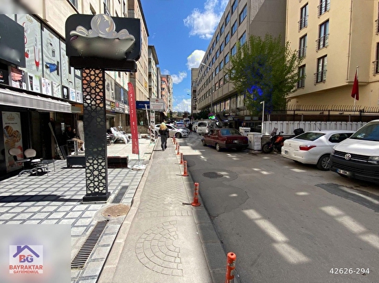 Sıhhiye Metro Yakını İlkiz Sok 1 inci Kat Ön Cephe 1+1 SATILIK 42626 ...