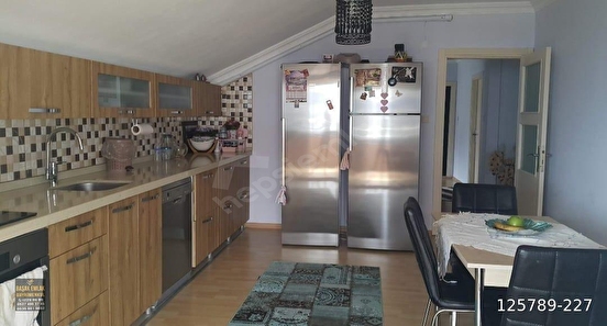 Boztepe'de 5+2 260 metrekare site içinde mükemmel deniz ve şehir ...