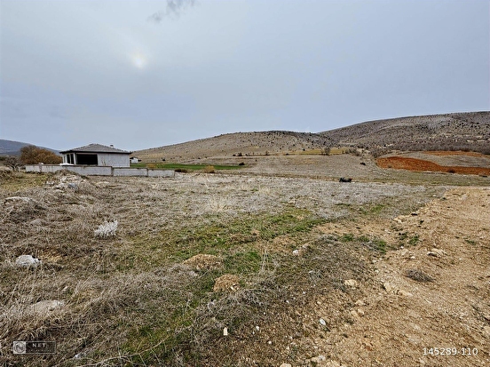2.000 Square Meters Field For Sale in Kadınhanı, Konya | hepsiemlak