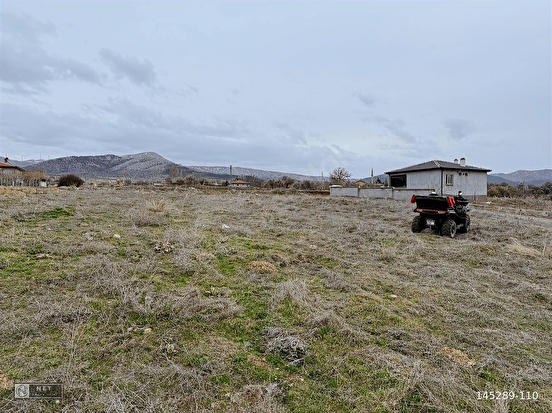 2.000 Square Meters Field For Sale in Kadınhanı, Konya | hepsiemlak