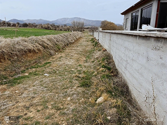 2.000 Square Meters Field For Sale in Kadınhanı, Konya | hepsiemlak