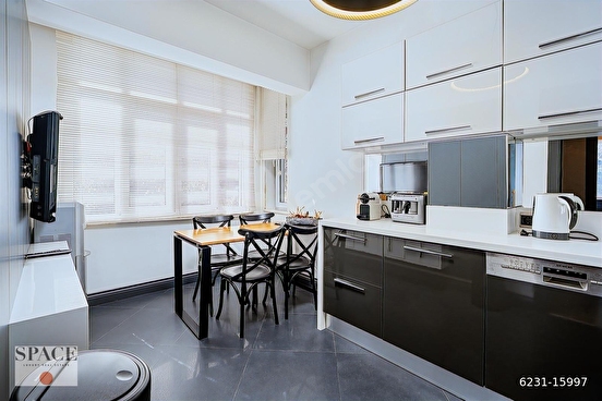 90 Square Meters Apartment For Sale in Üsküdar, Istanbul | hepsiemlak