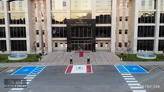 ÖZDEMİR EMLAK'TAN HASTANE ,KAYMAKAMLIK, PROTOKOL YOLU YAKINI SATILIK ...