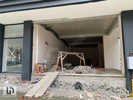 LİDYA EMLAK'tan 150m2 Depolı Sıfır Bina Kombili Kiralık Dükkan 162018 ...