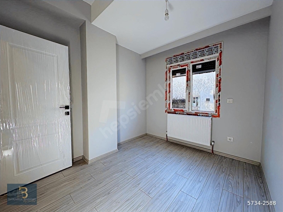 BAĞDATTAN ÇAMLIK SAHİLDE ARA KATTA SIFIR LÜKS 2+1 DAİRE!!!! 5734-2588 ...