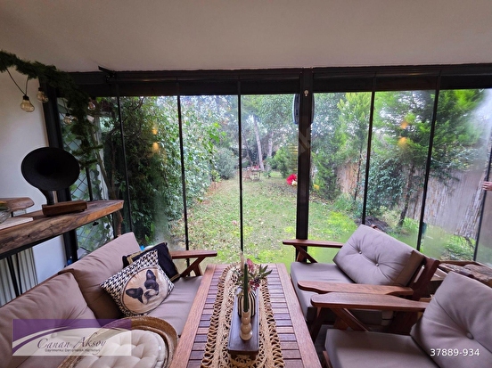 TUZLA SAHİLDE ÖZEL BAHÇELİ SATILIK BAKIMLI VİLLA "CANAN AKSOY" 37889 ...