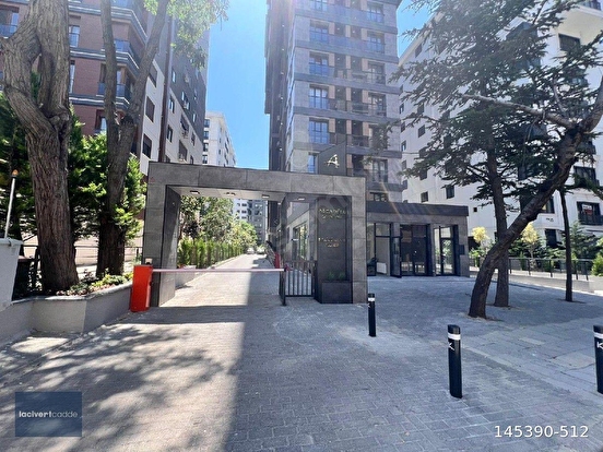 LACİVERTCADDE SUADİYE KAPTAN ARİF SK. EBEVEYNLİ BALKONLU SIFIR 145390-512 | hepsiemlak