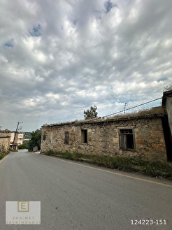 YENİŞEHİR ÇAVAK KÖYÜNDE SATILIK KÖY EVİ SU ELEKTRİK ABONELİĞİ VAR ...