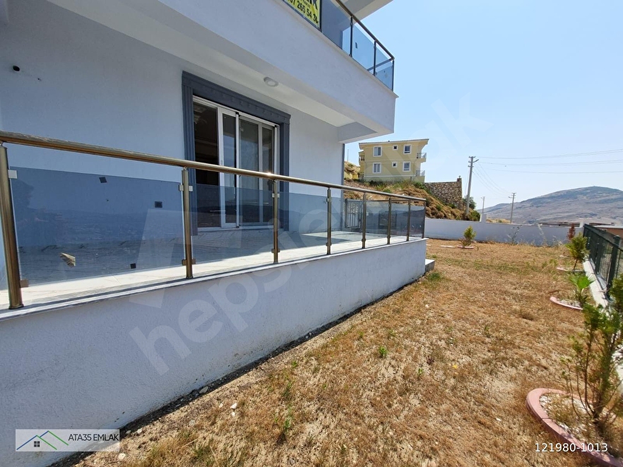 185 Square Meters Villa For Sale in Foça, Izmir | hepsiemlak