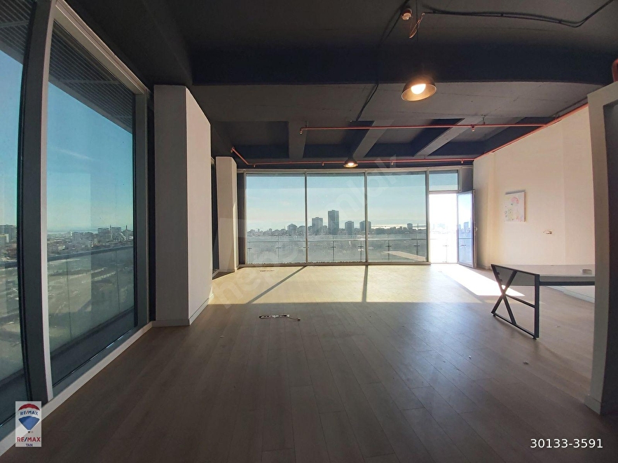 136 Square Meters Office For Rent in Kartal, Istanbul 30133-3591 ...