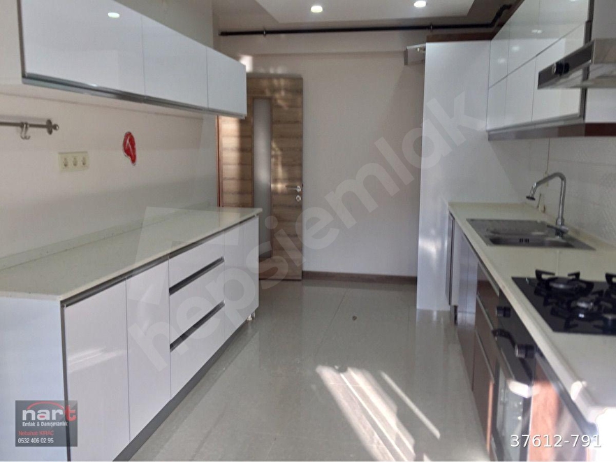 260 Square Meters Apartment For Sale in Karşıyaka, Izmir | hepsiemlak