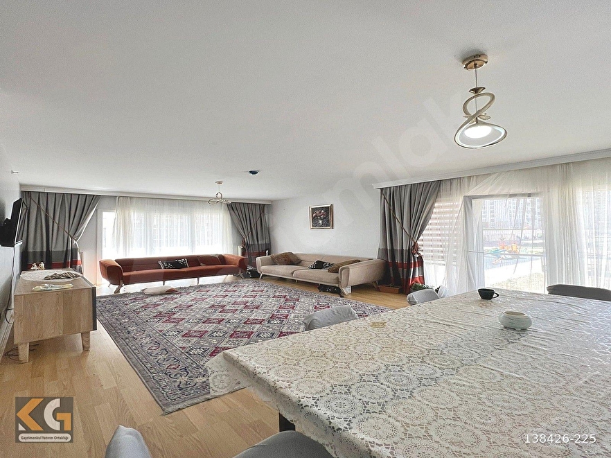 KAYA YAPI'DAN METROBÜS'ÜN DİBİNDE KRİSTAL ŞEHİR DE 3+1 FULL EŞYALI KİRALIK DAİRE 138426-225 ...