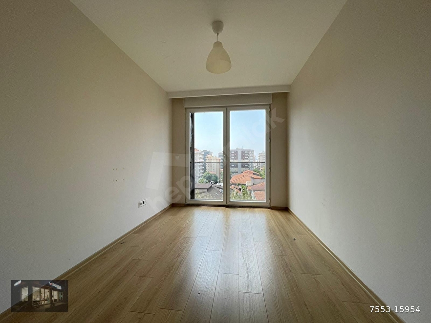 SUADİYE EMİN ALİ PAŞA CD. ÜZERİNDE 2020 YAPIMI 140m2 3+1 E.BANYOLU ...
