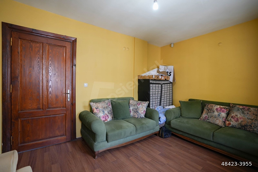 550 Square Meters Building For Sale in Zeytinburnu, Istanbul 48423-3955 ...