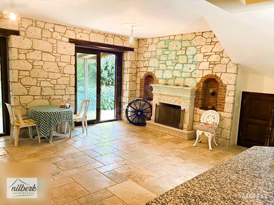 270 Square Meters Villa For Sale in Çeşme, Izmir | hepsiemlak